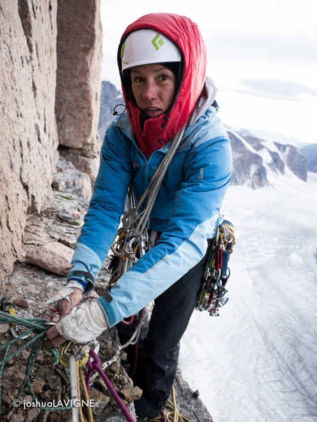 Fotogalerie: Ines Papert am Mount Asgard in Baffin Island