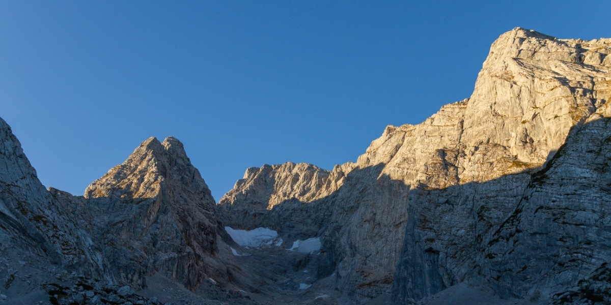 Klettertour Blaueisumrahmung auf den Hochkalter in den Berchtesgadener ...