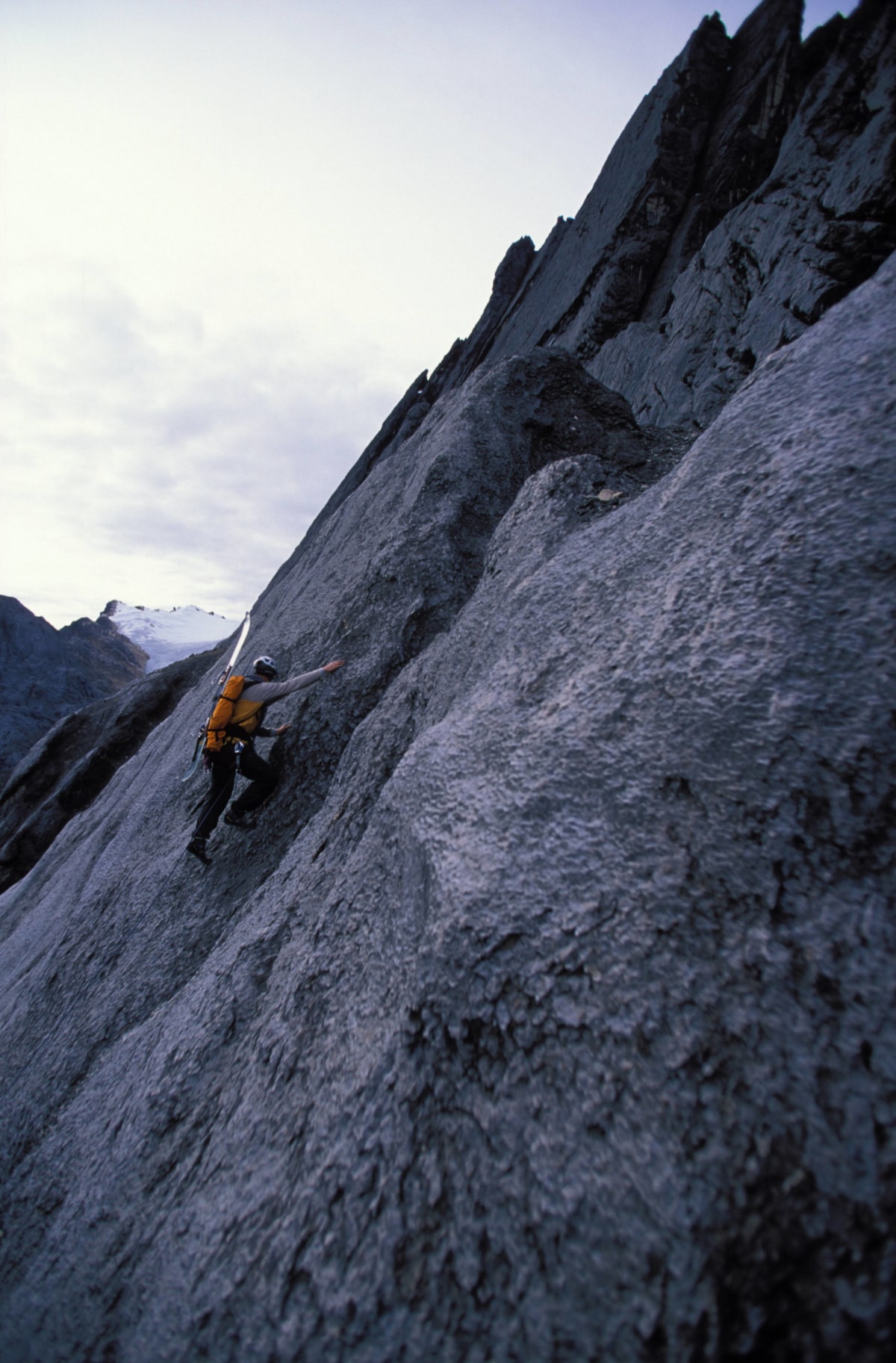 Carstensz-Pyramide: Der höchste Berg Ozeaniens