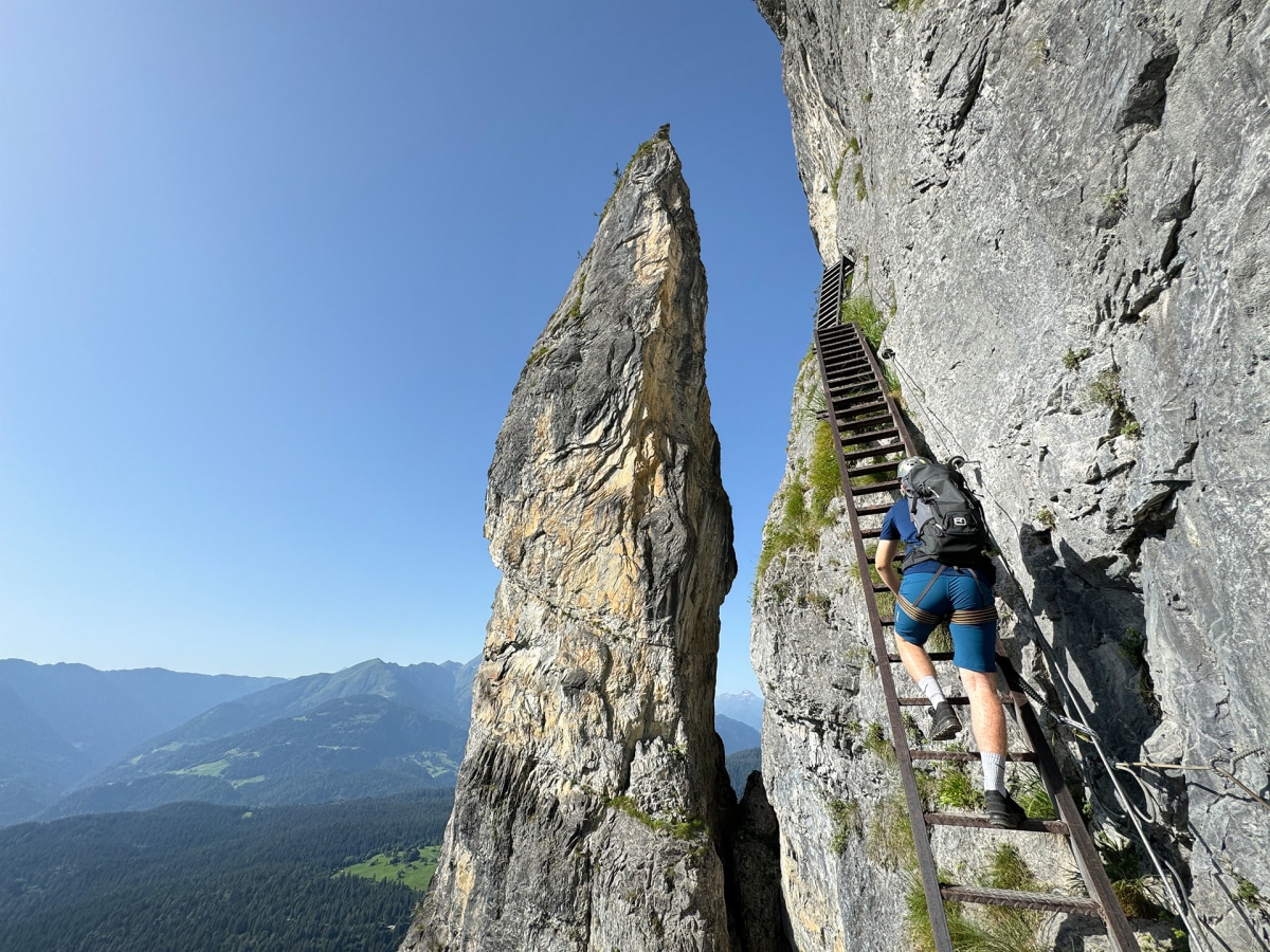 Der Pinut Klettersteig: Infos zur luftigen Ferrata