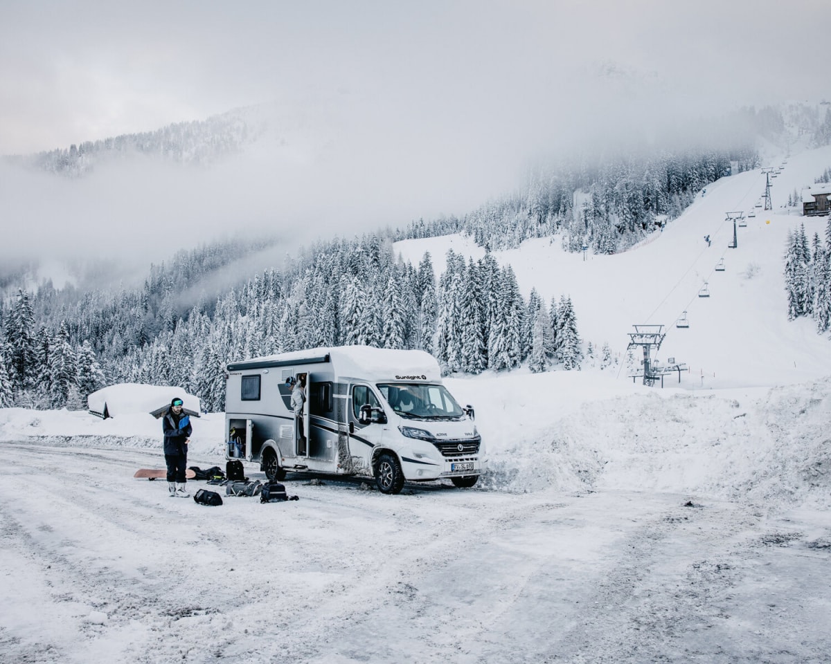 Die mobile Berghütte: Tipps fürs Wintercamping mit dem Wohnm