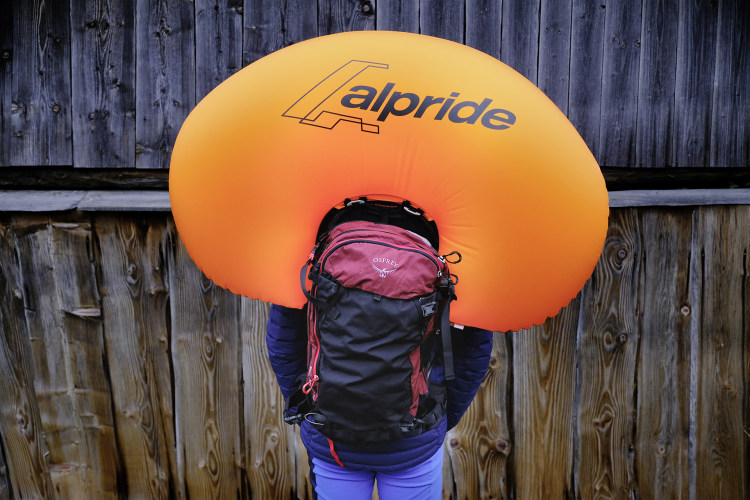 Im Test: Das sind die besten Lawinenairbags 2023 | alpin.de