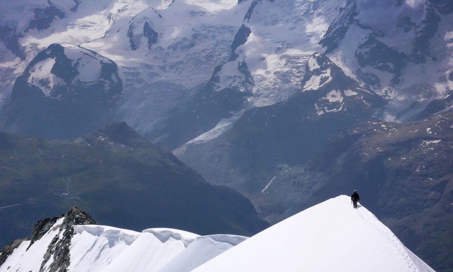 Klettertour: Zinalrothorn über Rothorngrat | alpin.de
